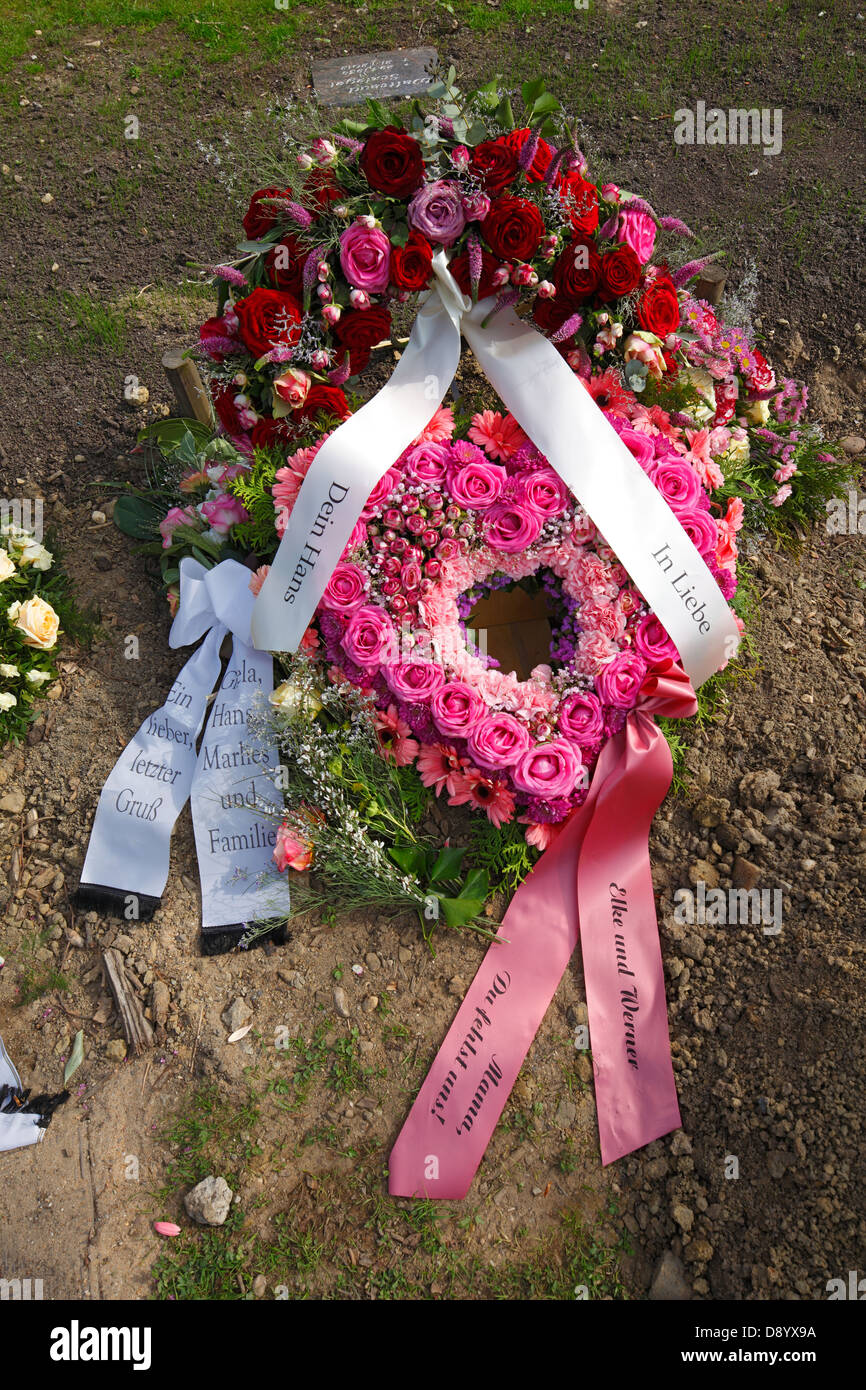 churchyard, death, mourning, entombment, grave, urn tomb, flowers ...