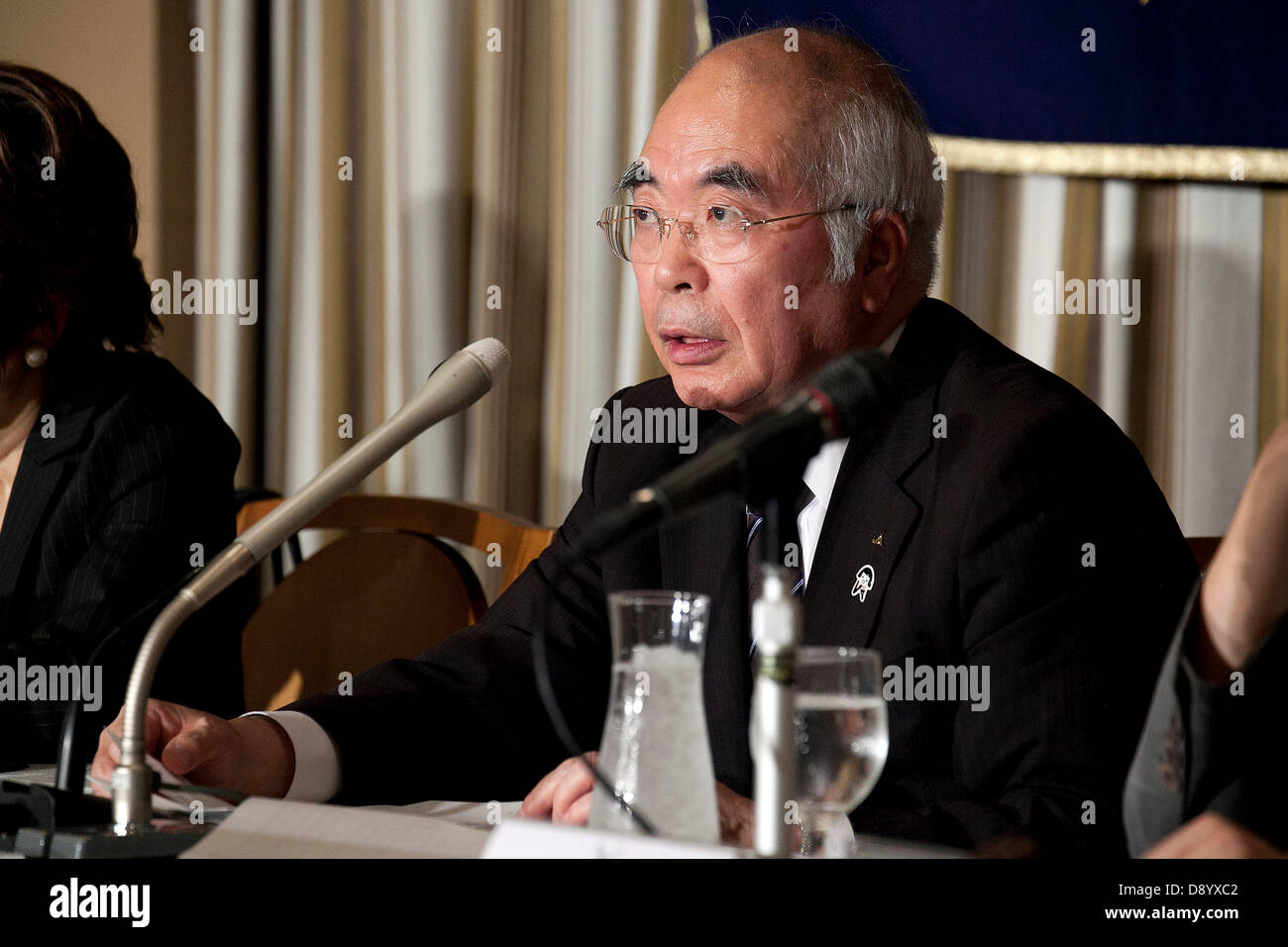 Tokyo, Japan. 7th June 2013. - Akira Banzai, President of the Central ...