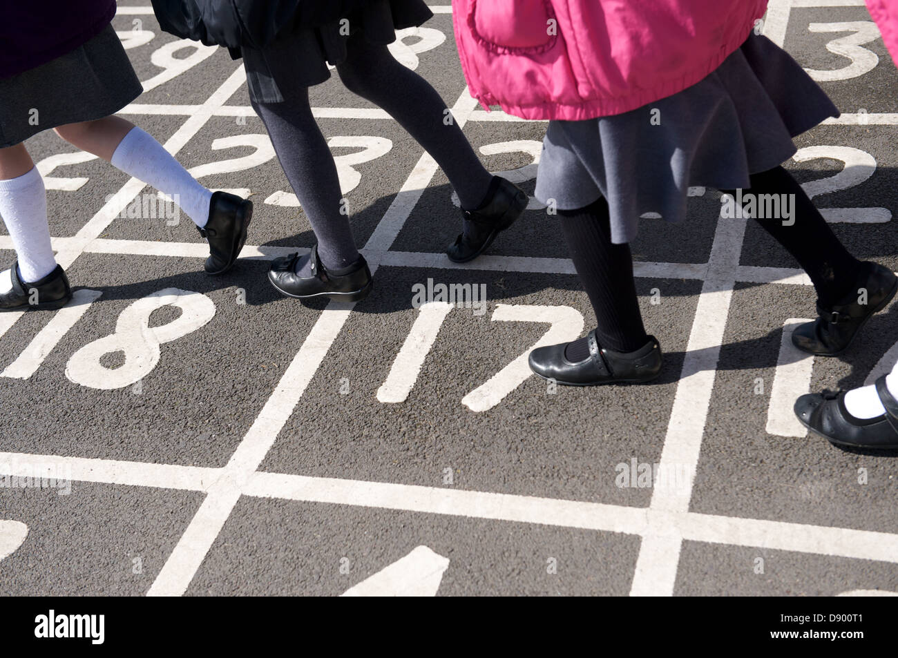 Girls school playground uk hi-res stock photography and images - Alamy