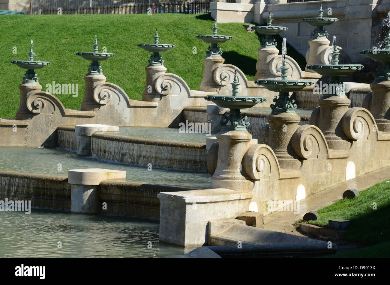 Baroque fountains hi-res stock photography and images - Alamy