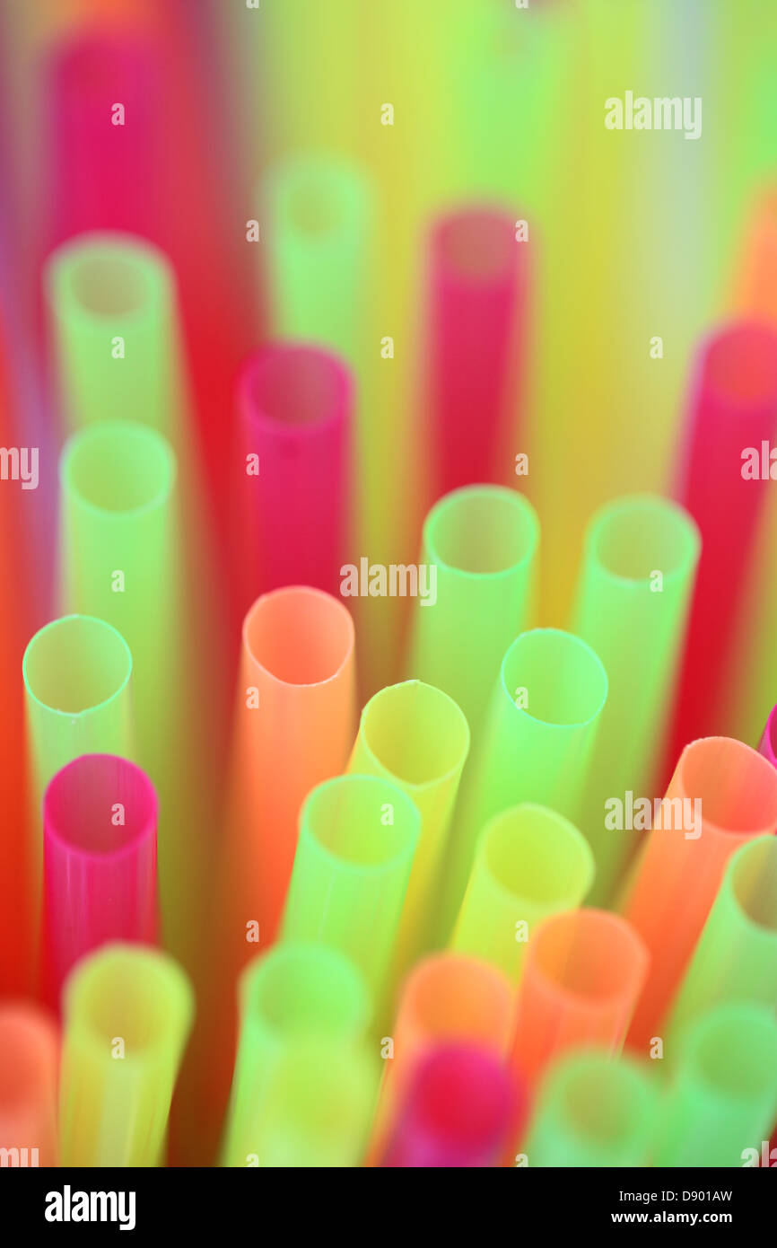 Colored Straws Stock Photos & Colored Straws Stock Images - Alamy