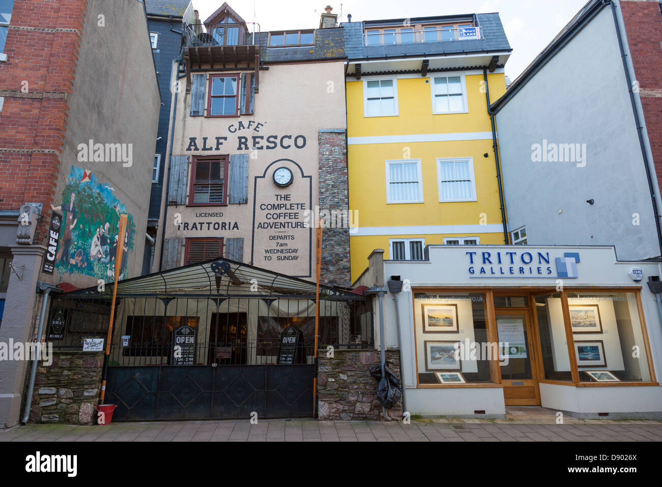 Buildings facade facades hi-res stock photography and images - Alamy