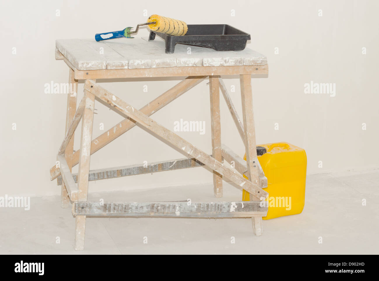 Solvent hi-res stock photography and images - Alamy