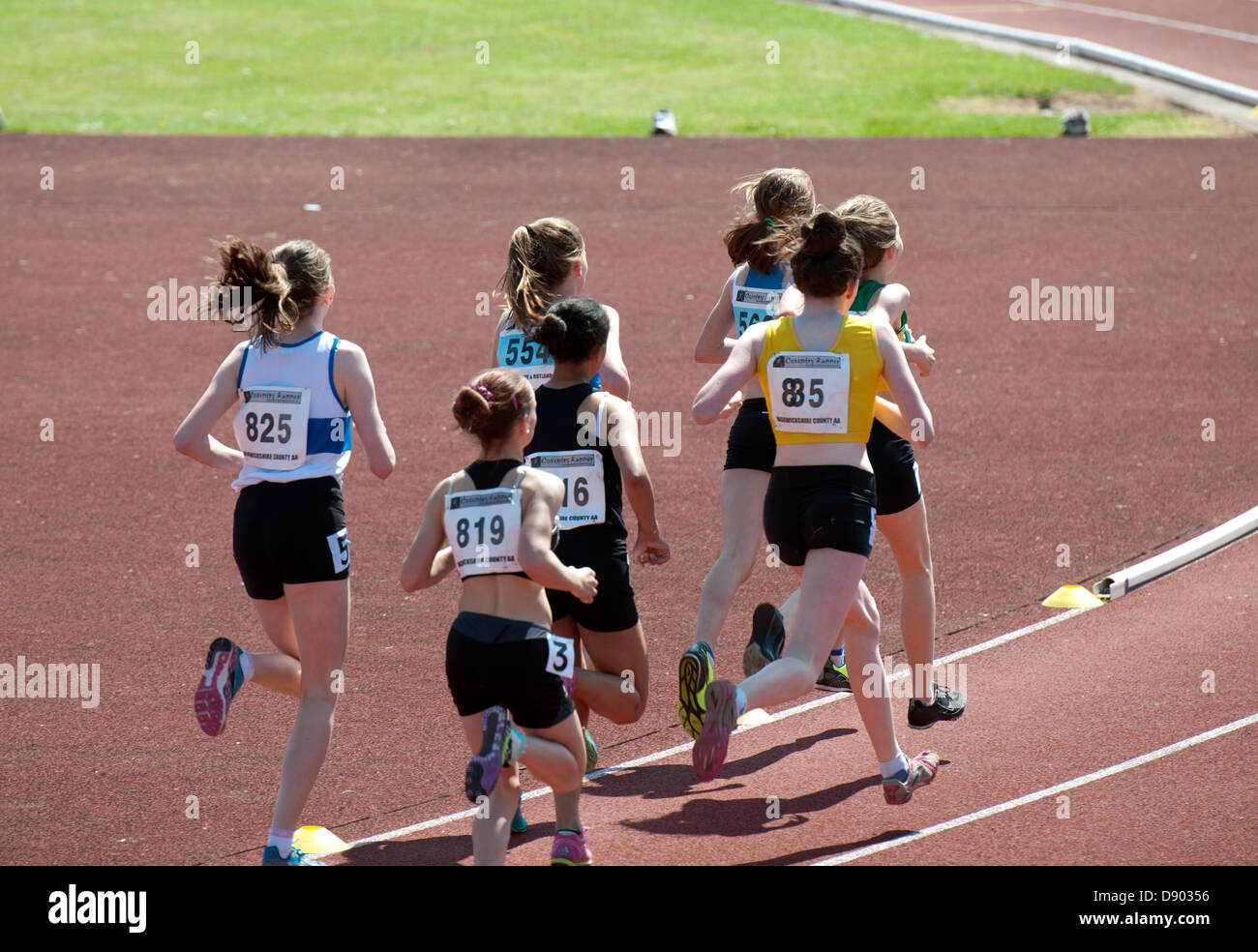 Teenage girls racing track hi-res stock photography and images - Alamy