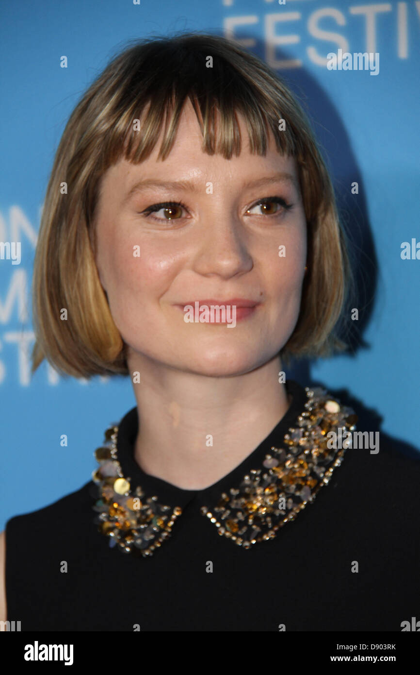 Mia milnes hi-res stock photography and images - Alamy