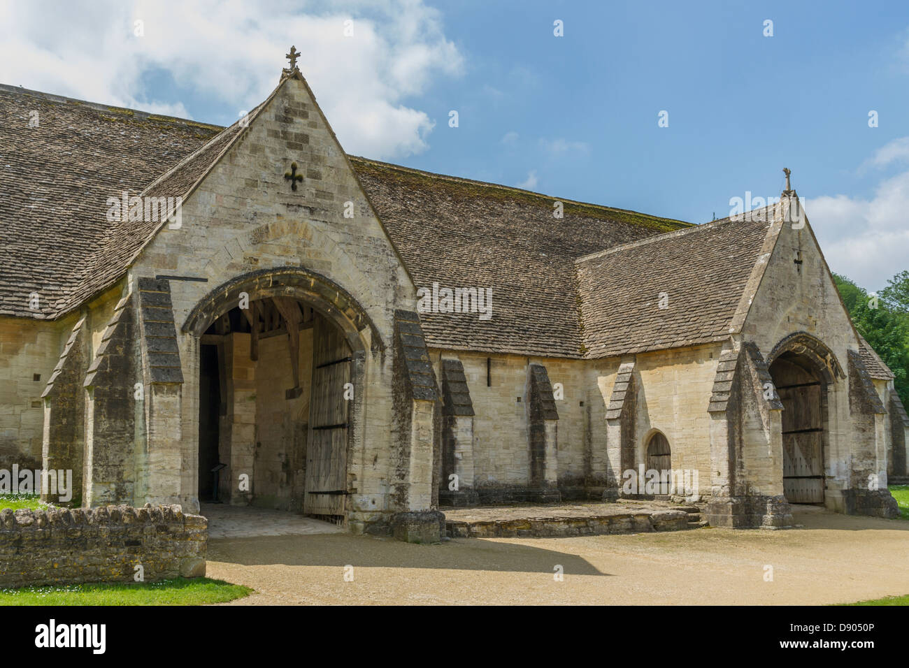 Tithe Barn Stock Photos & Tithe Barn Stock Images - Alamy