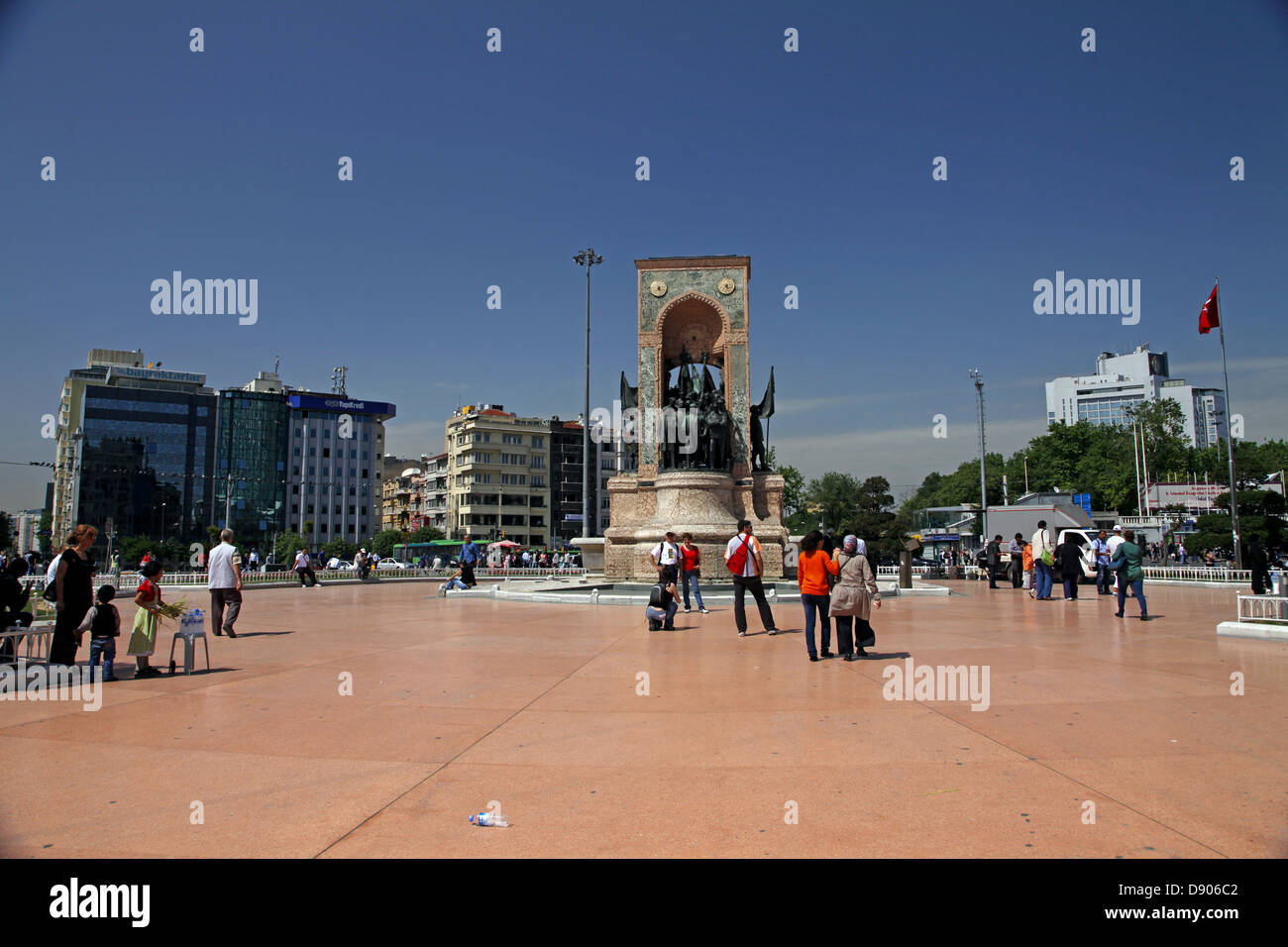 REPUBLIC MONUMENT TAKSIM SQUARE ISTANBUL TURKEY 22 May 2012 Stock Photo ...