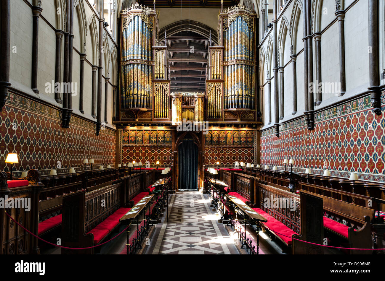 A Cathedral organ Stock Photo - Alamy