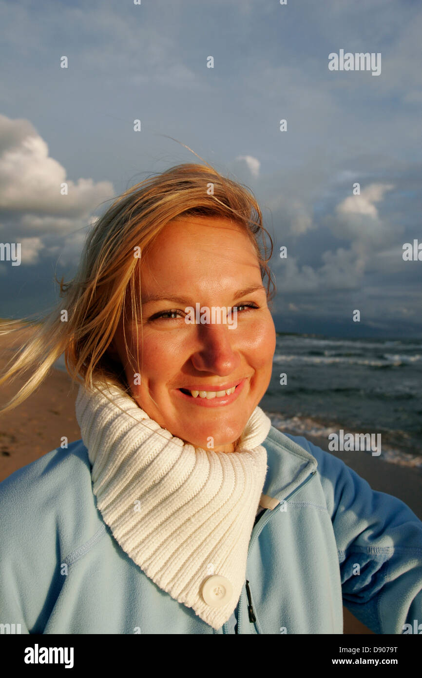 Portrait of a smiling woman Stock Photo - Alamy