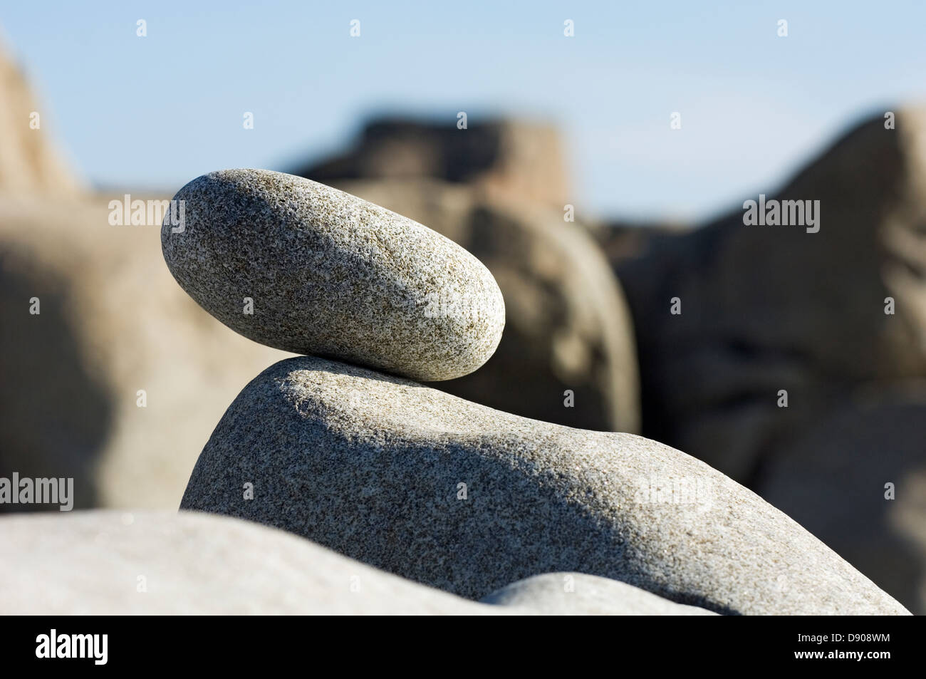 Stone laying hi-res stock photography and images - Alamy