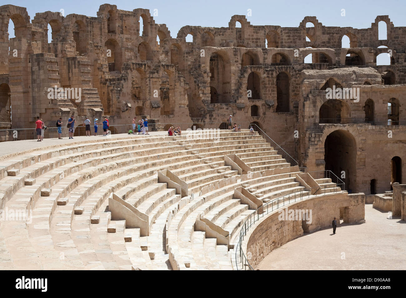 El djem amphitheatre tunisia hi-res stock photography and images - Alamy