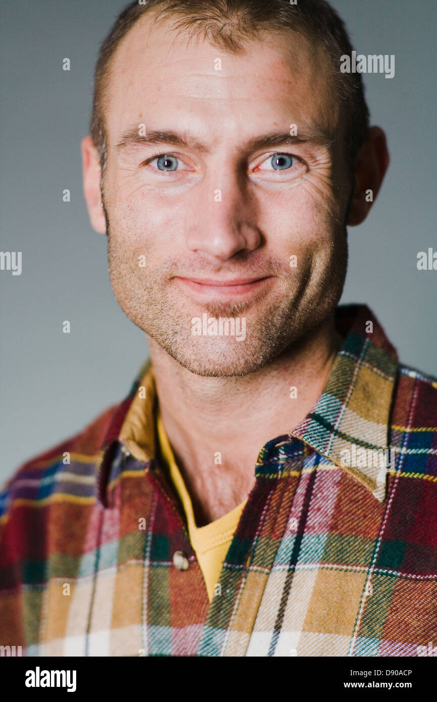 Portrait of a smiling man Stock Photo - Alamy