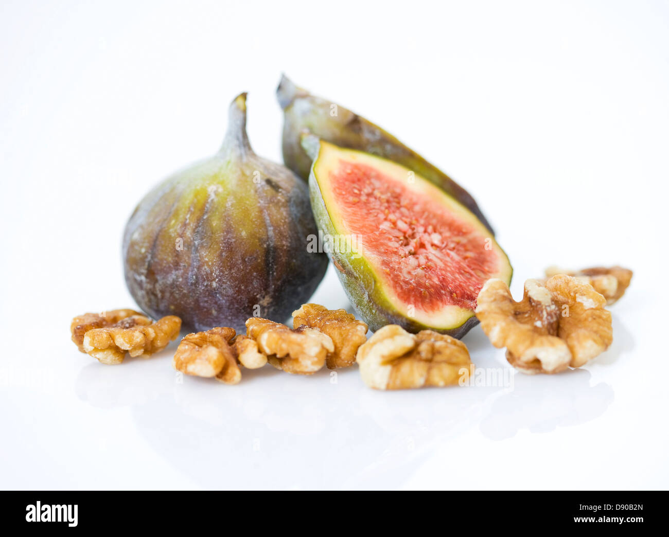 Figs and walnuts Stock Photo - Alamy