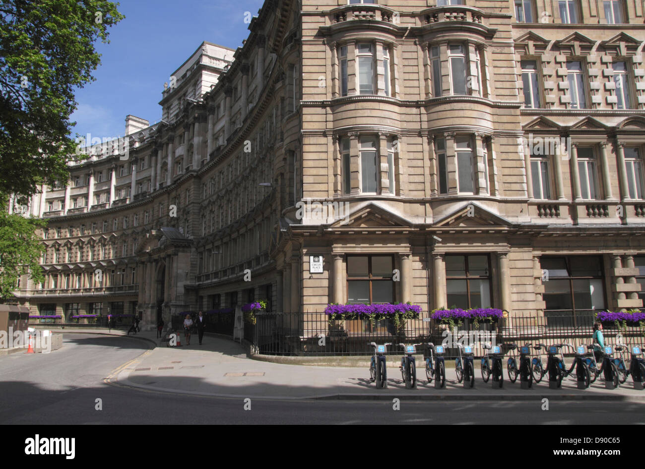 Finsbury circus london hi-res stock photography and images - Alamy