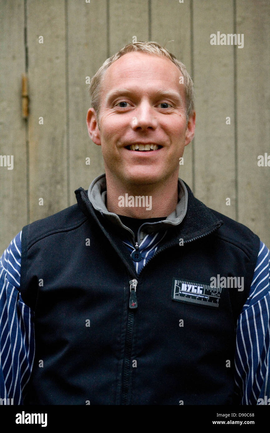 Portrait of a carpenter Stock Photo - Alamy