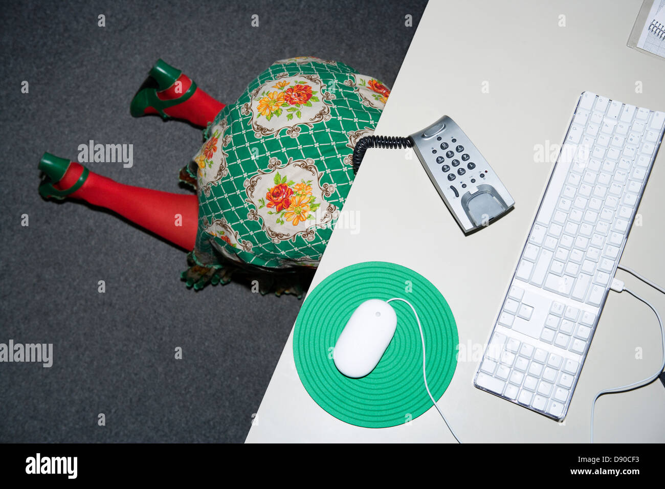 Under a table hi-res stock photography and images - Alamy