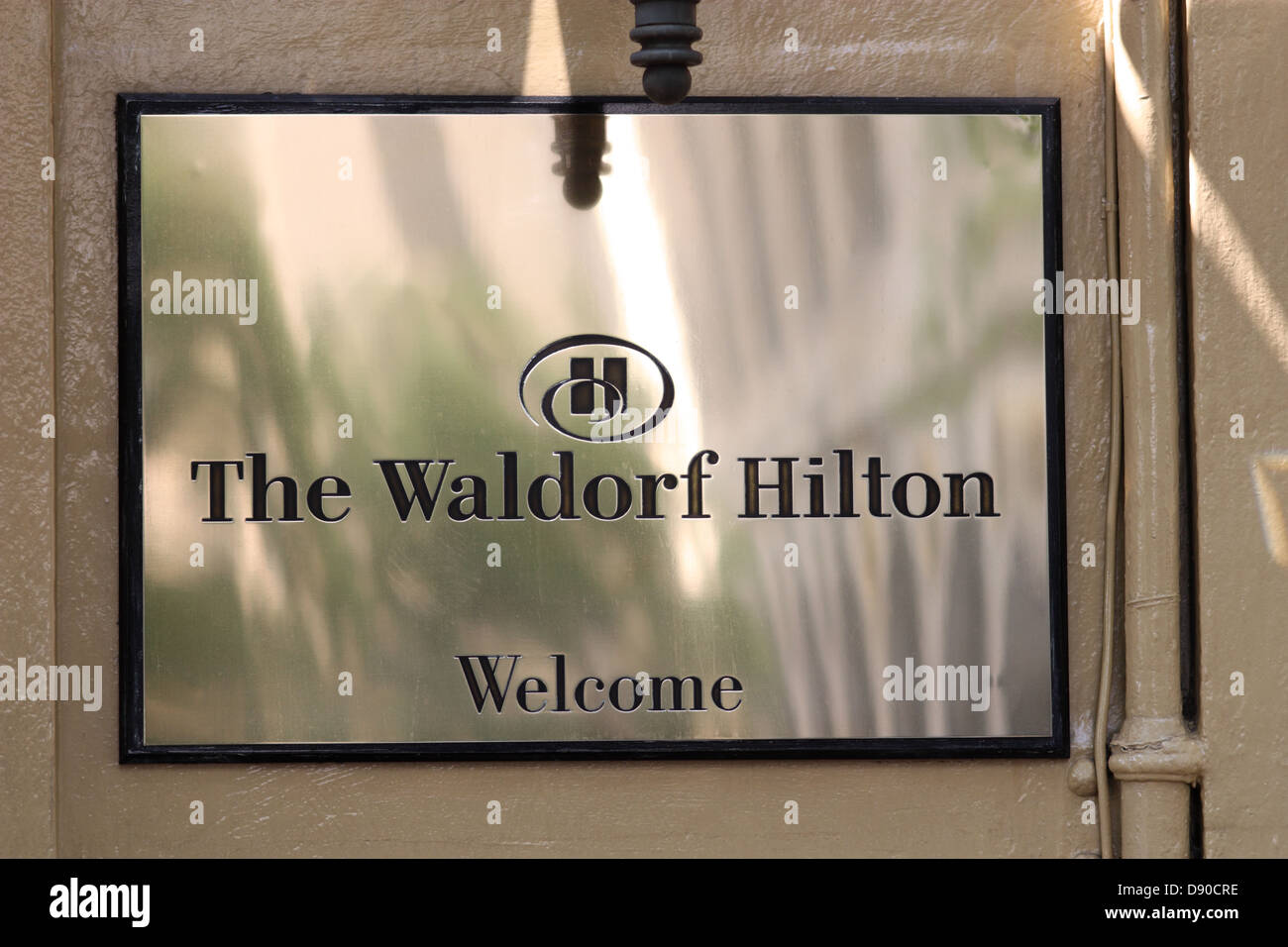 Waldorf london hi-res stock photography and images - Alamy