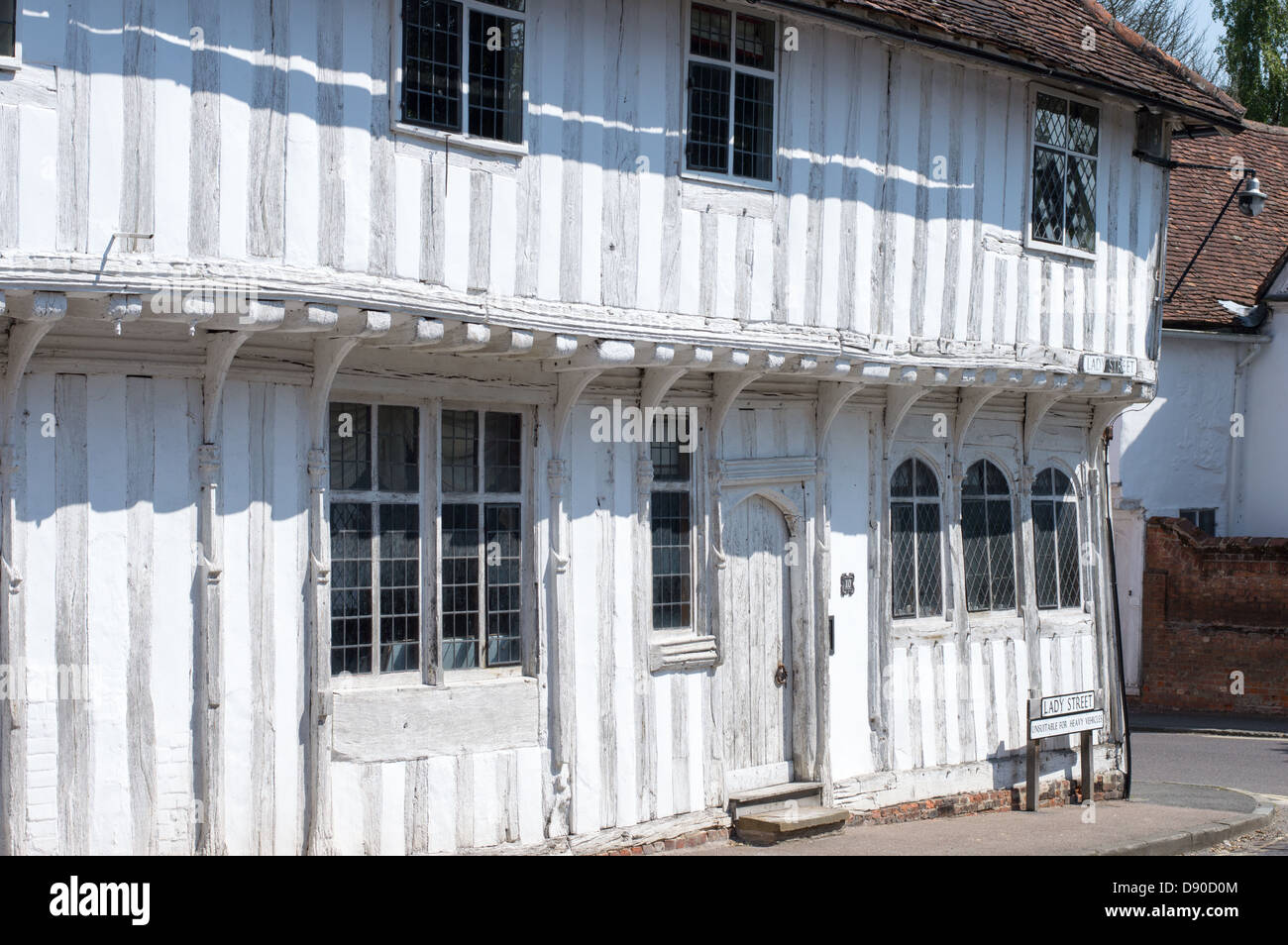 Timber framed medieval building hi-res stock photography and images - Alamy