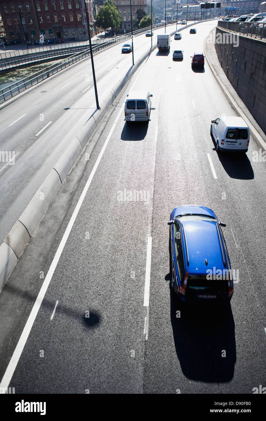 Cars on motorway hi-res stock photography and images - Alamy