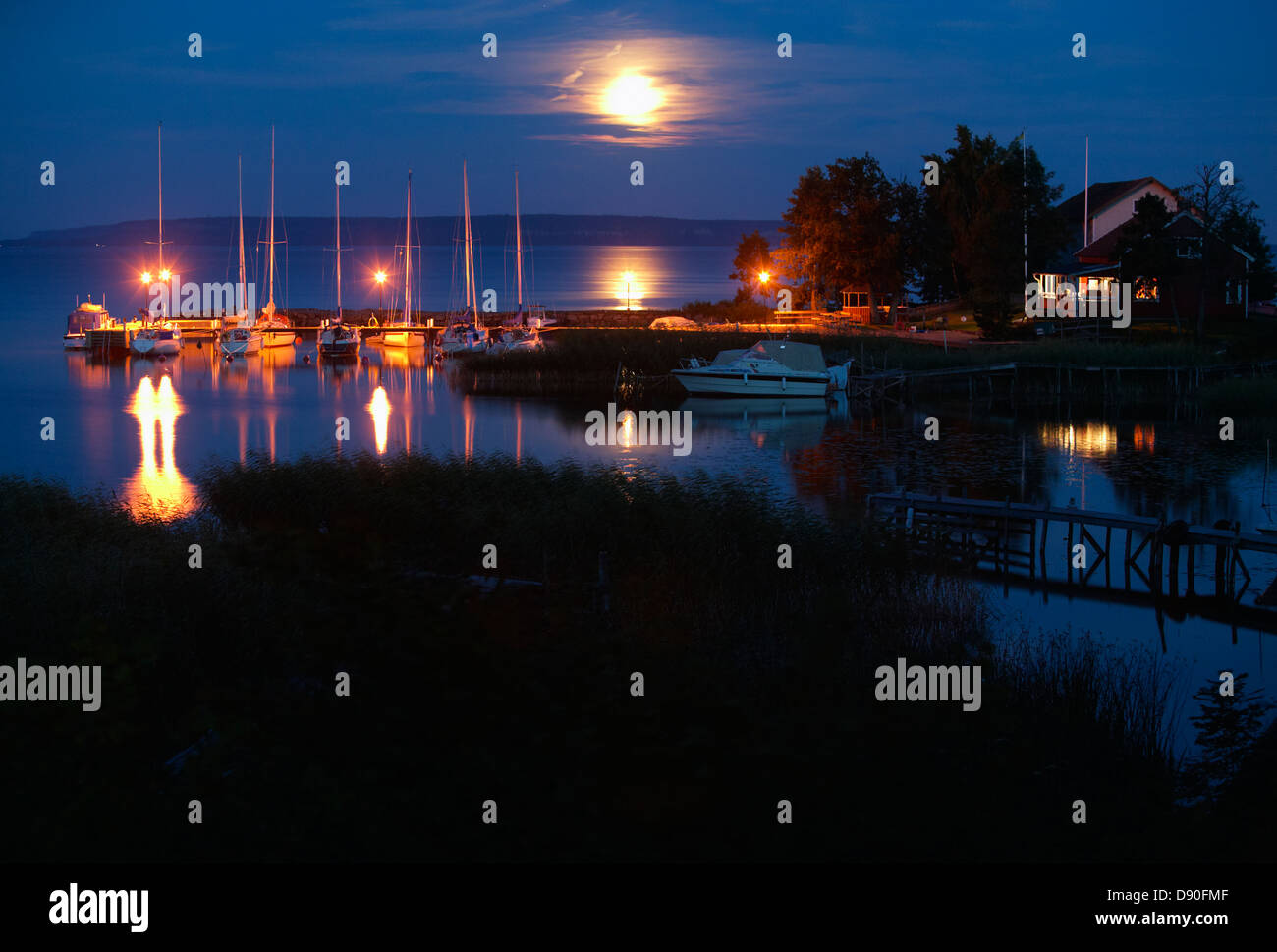 Jetty at night hi-res stock photography and images - Alamy