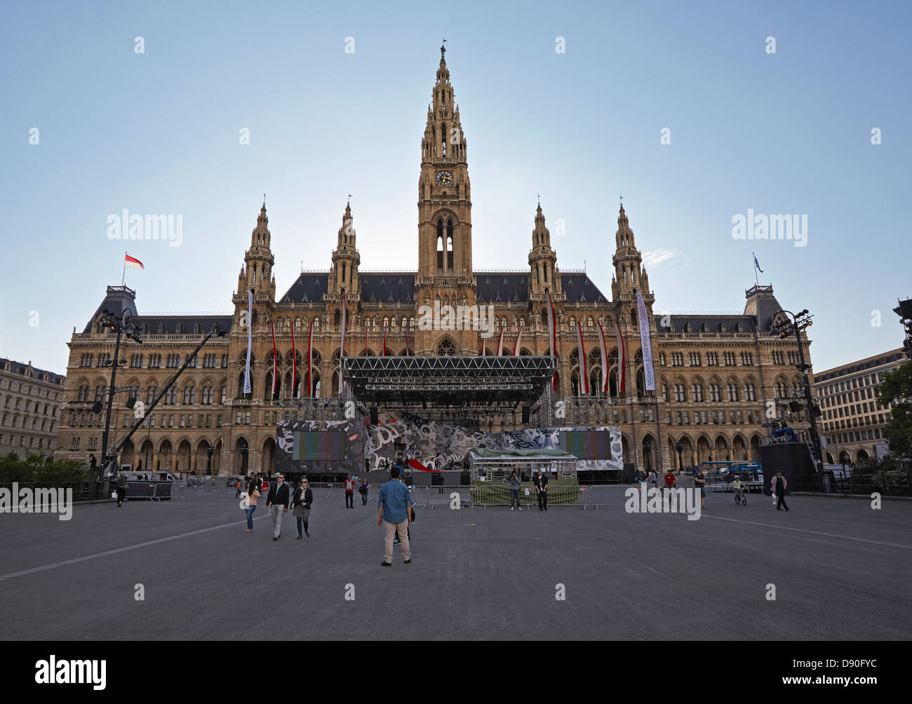 Neues rathaus vienna hi-res stock photography and images - Alamy