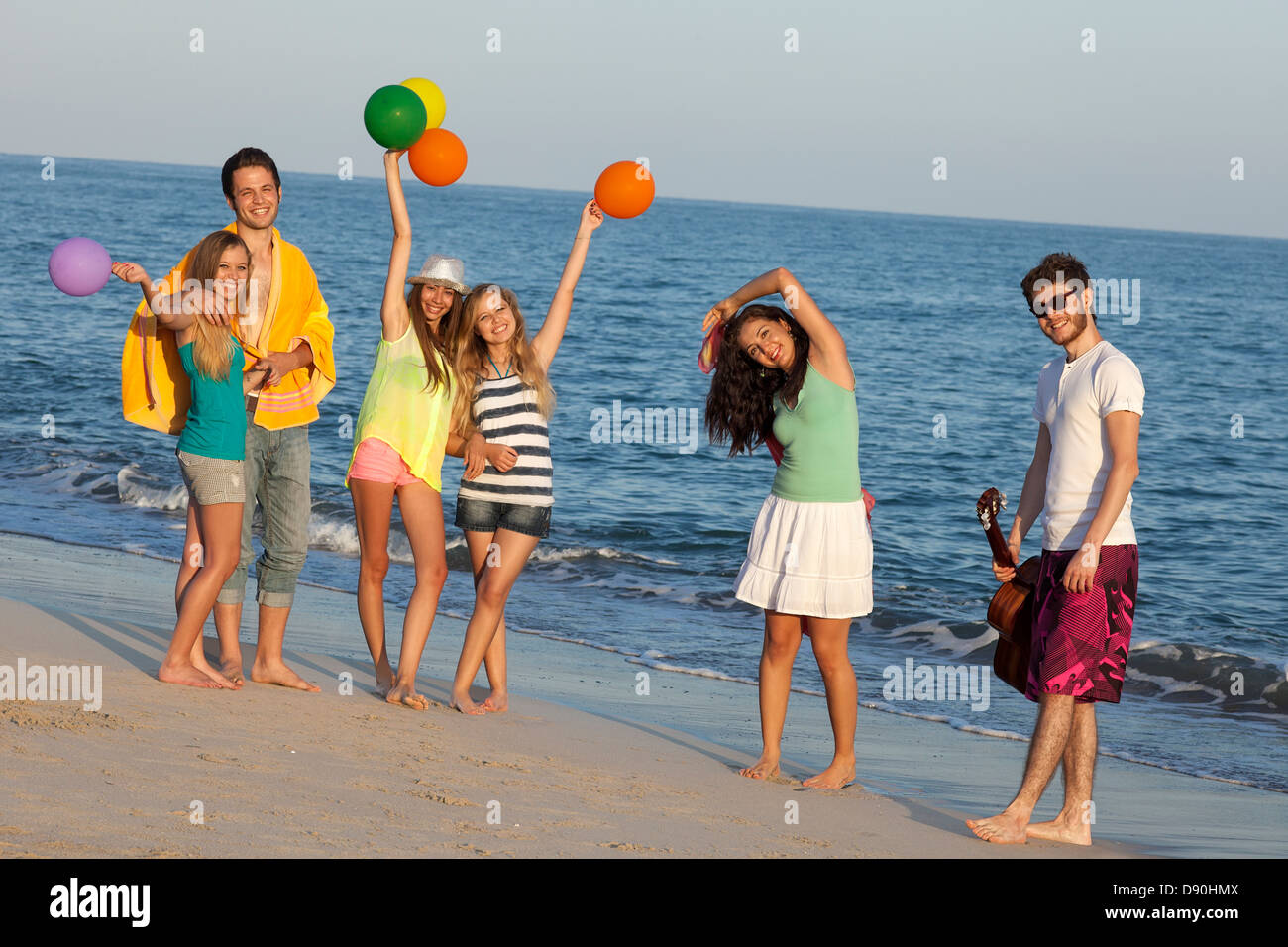 People Dancing Beach Party Stock Photos & People Dancing Beach Party ...