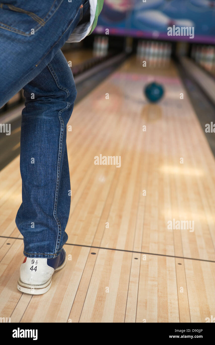 A male bowler Stock Photo - Alamy
