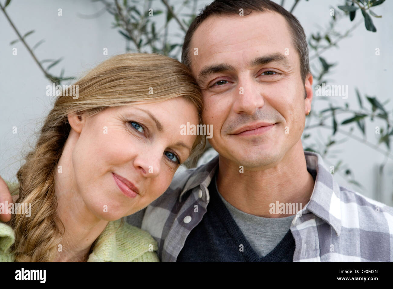 Portrait of a smiling couple Stock Photo - Alamy