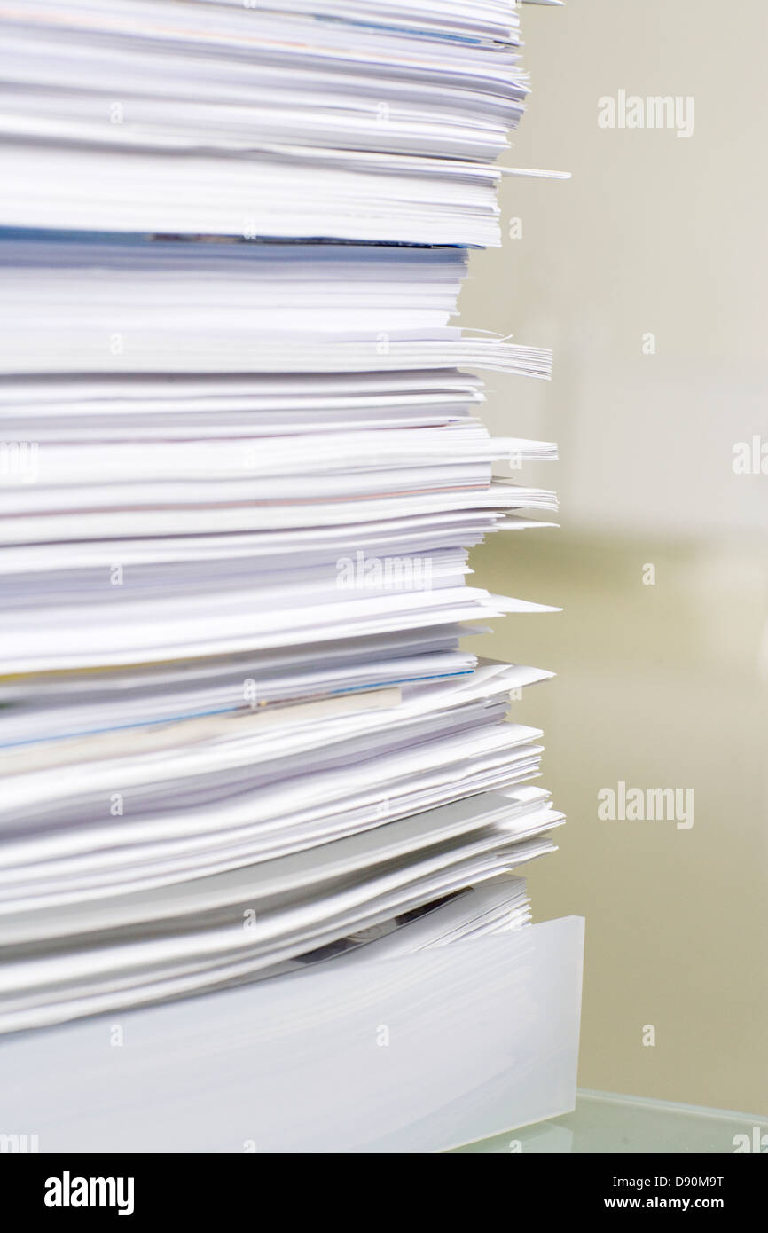 A pile of paper Stock Photo - Alamy