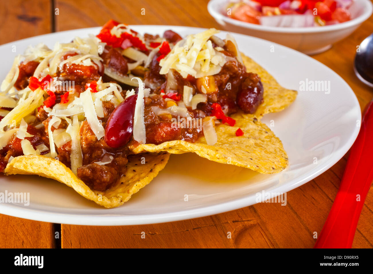 Mexican Beef Nachos - Mexican favourite beef nachos, a delicious ...
