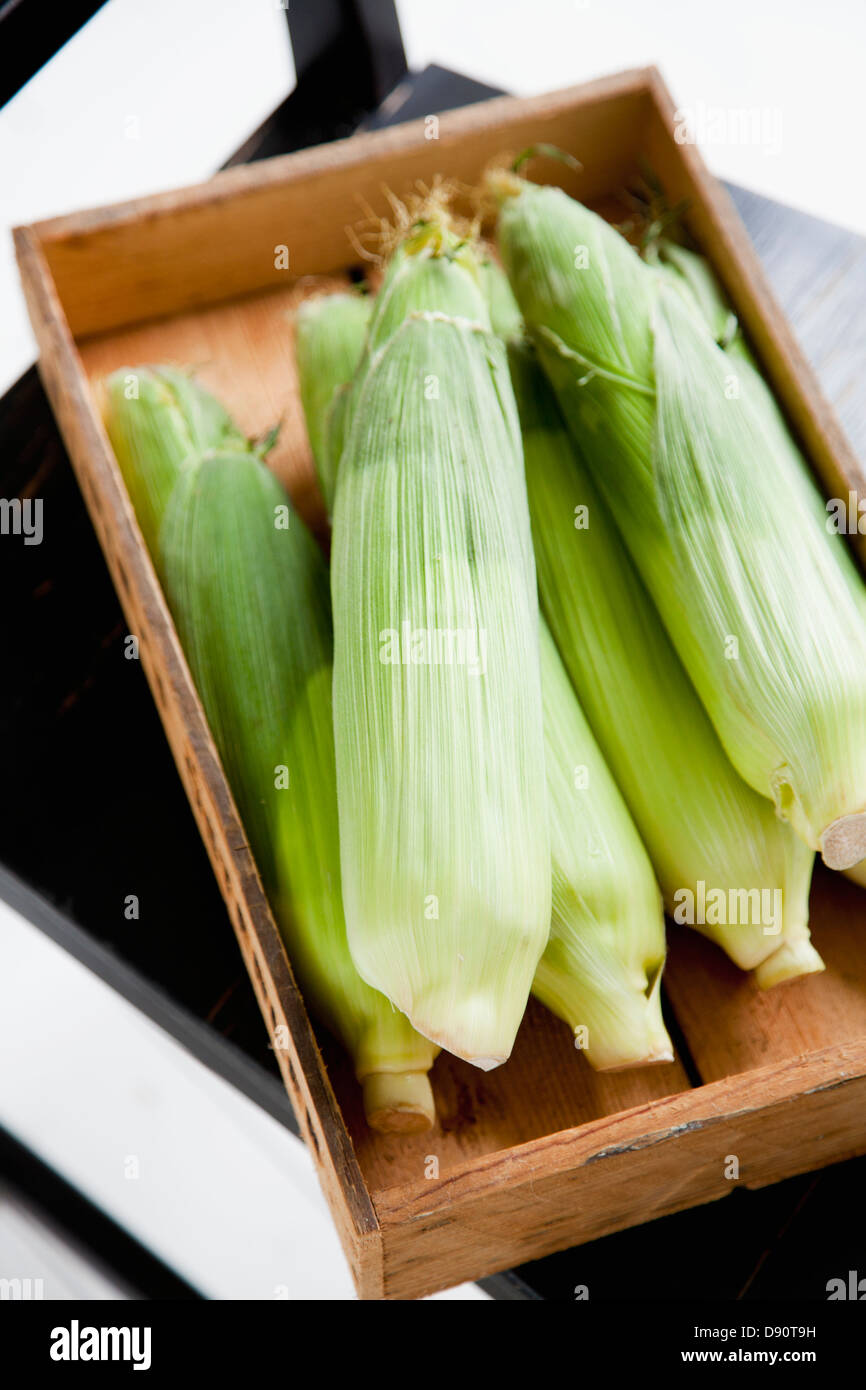 Crate of corn hi-res stock photography and images - Alamy