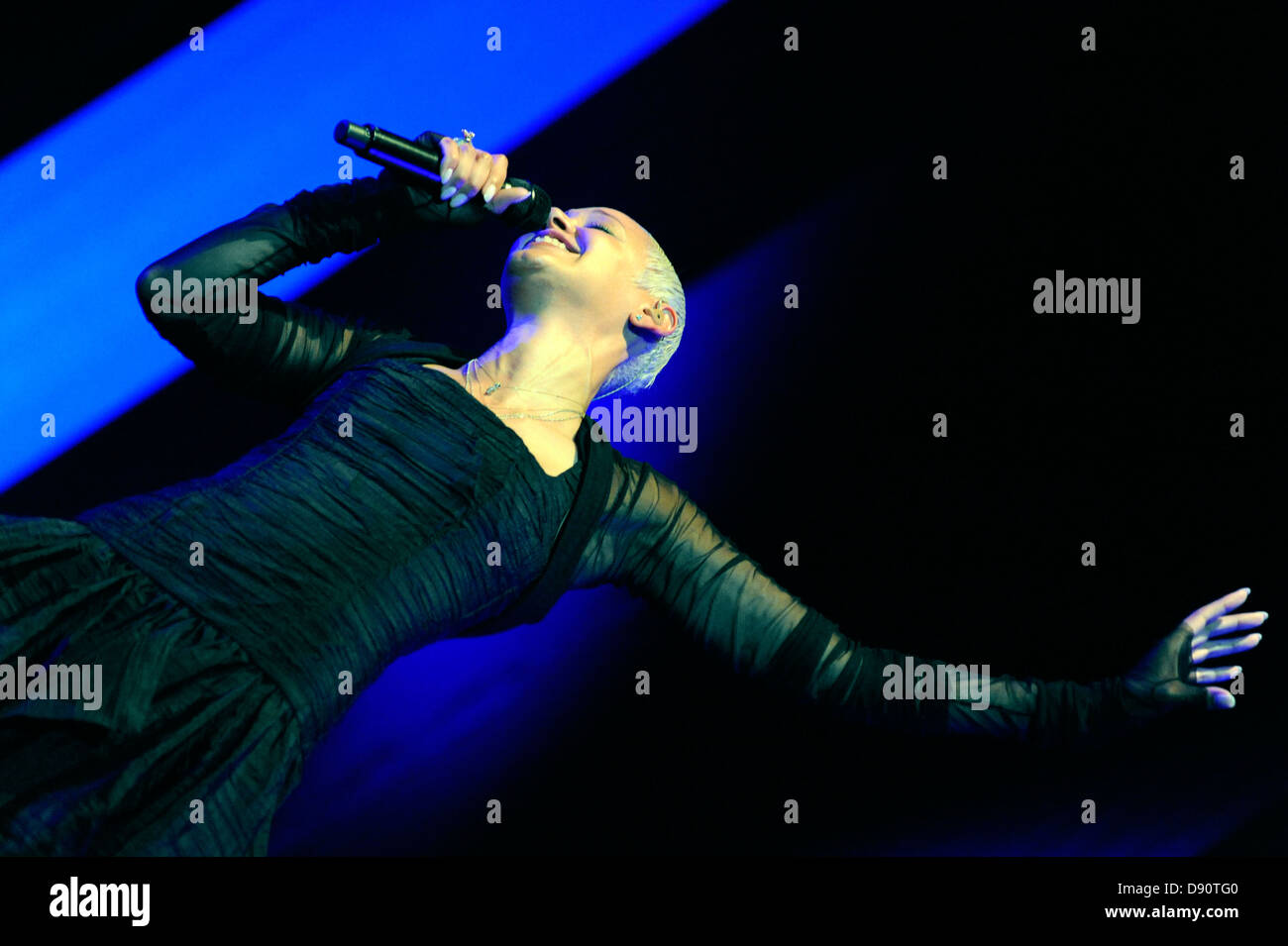 Portuguese singer mariza performing in hi-res stock photography and ...