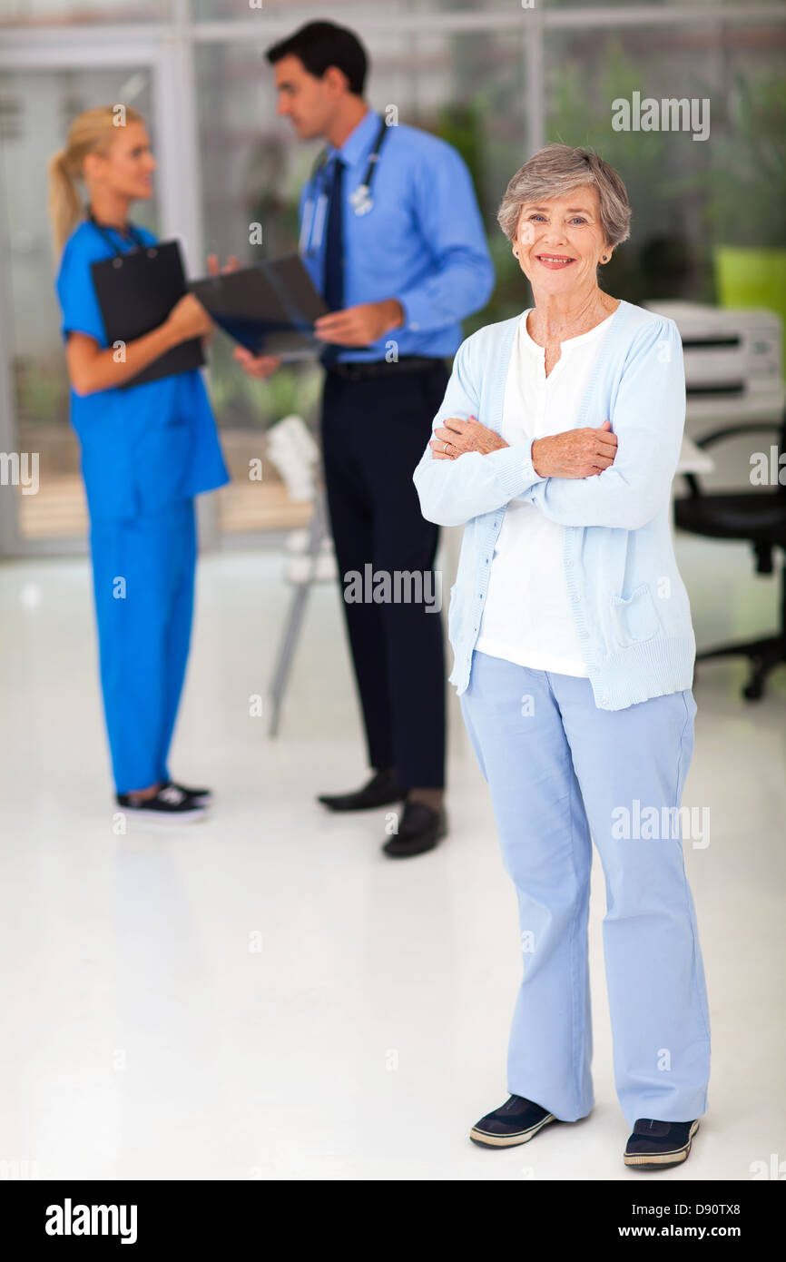 Senior woman hospital hi-res stock photography and images - Alamy