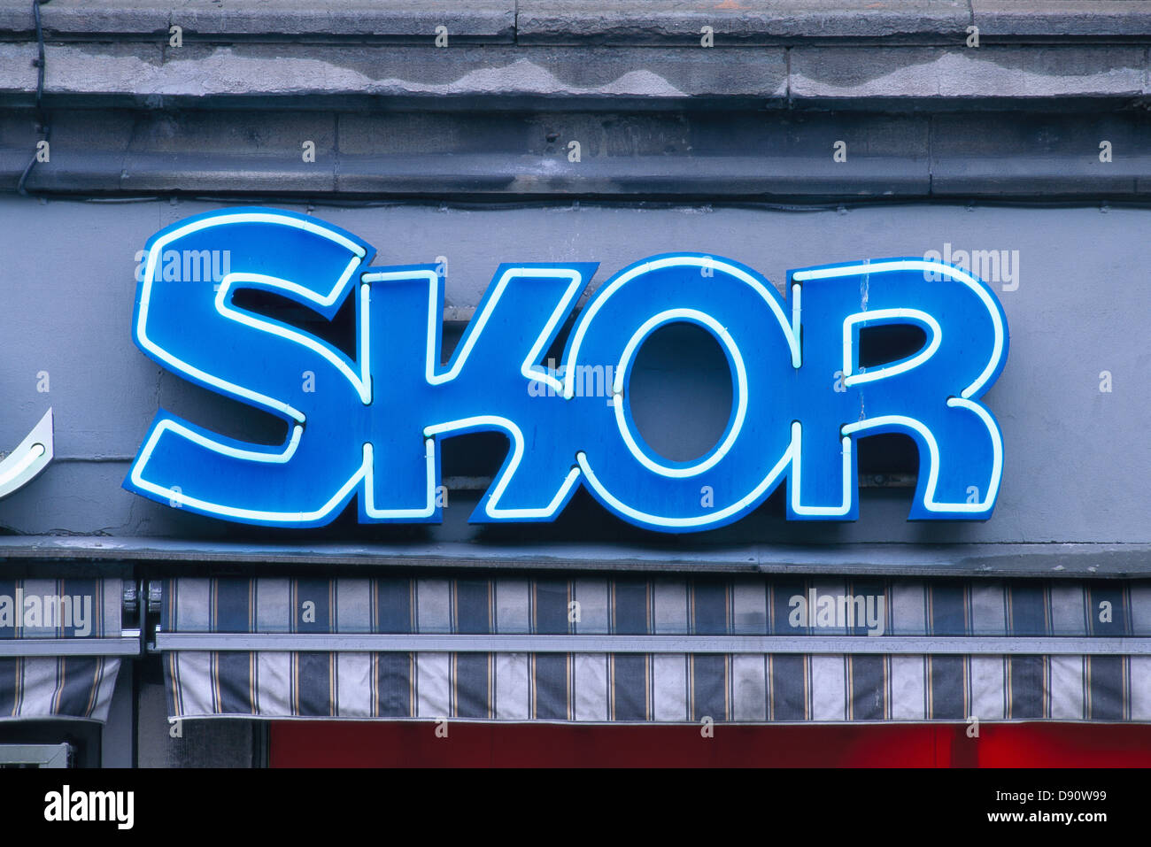 Neon light advertisement Stock Photo - Alamy