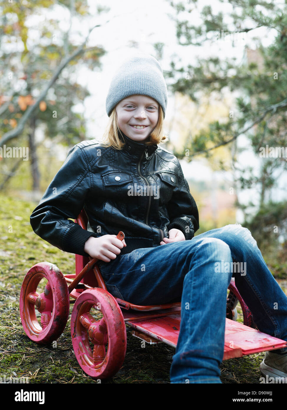 Go carting boy hi-res stock photography and images - Alamy
