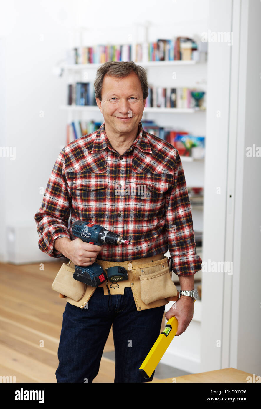 Portrait of carpenter Stock Photo - Alamy