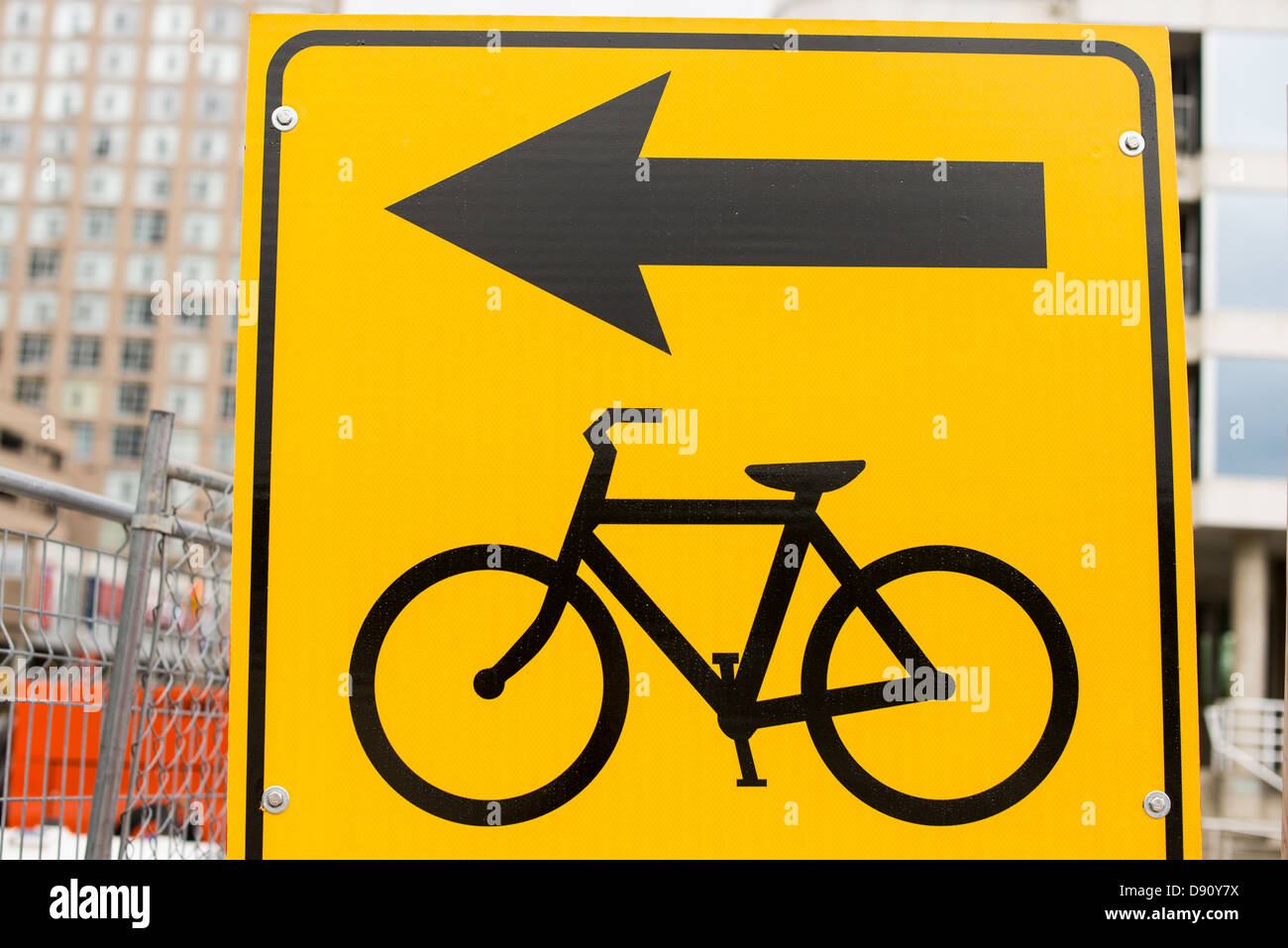 Sign with bicycle hi-res stock photography and images - Alamy