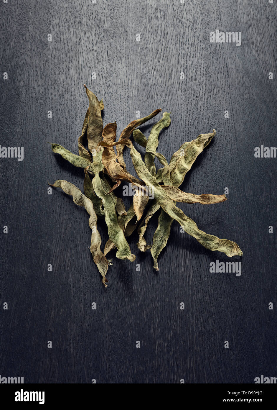 Dried pea hi-res stock photography and images - Alamy