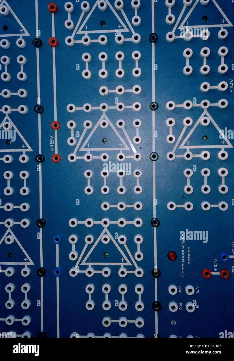 Electronics vertical hi-res stock photography and images - Alamy