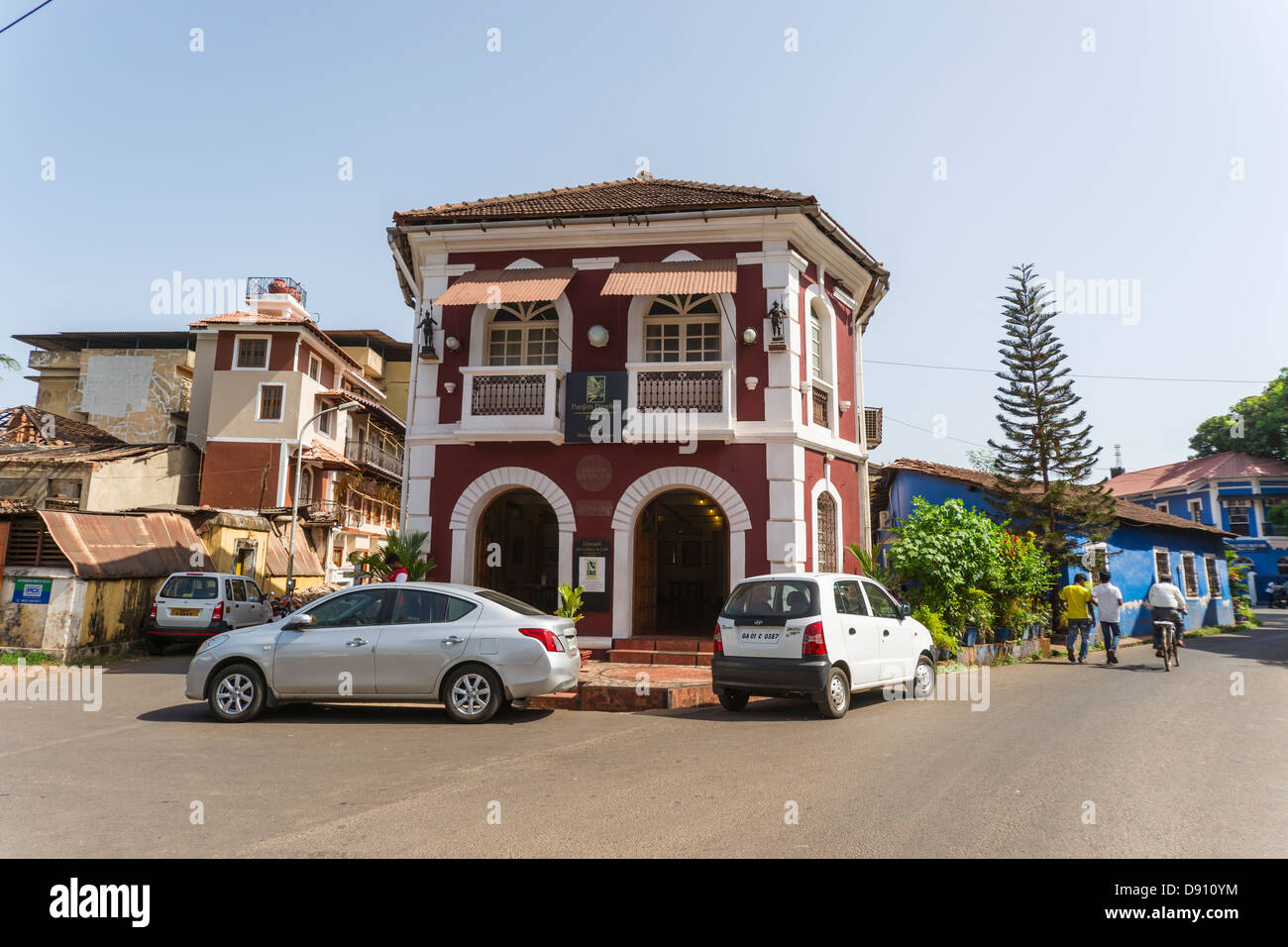 Fontainhas is old latin quarter in panjim hi-res stock photography and ...