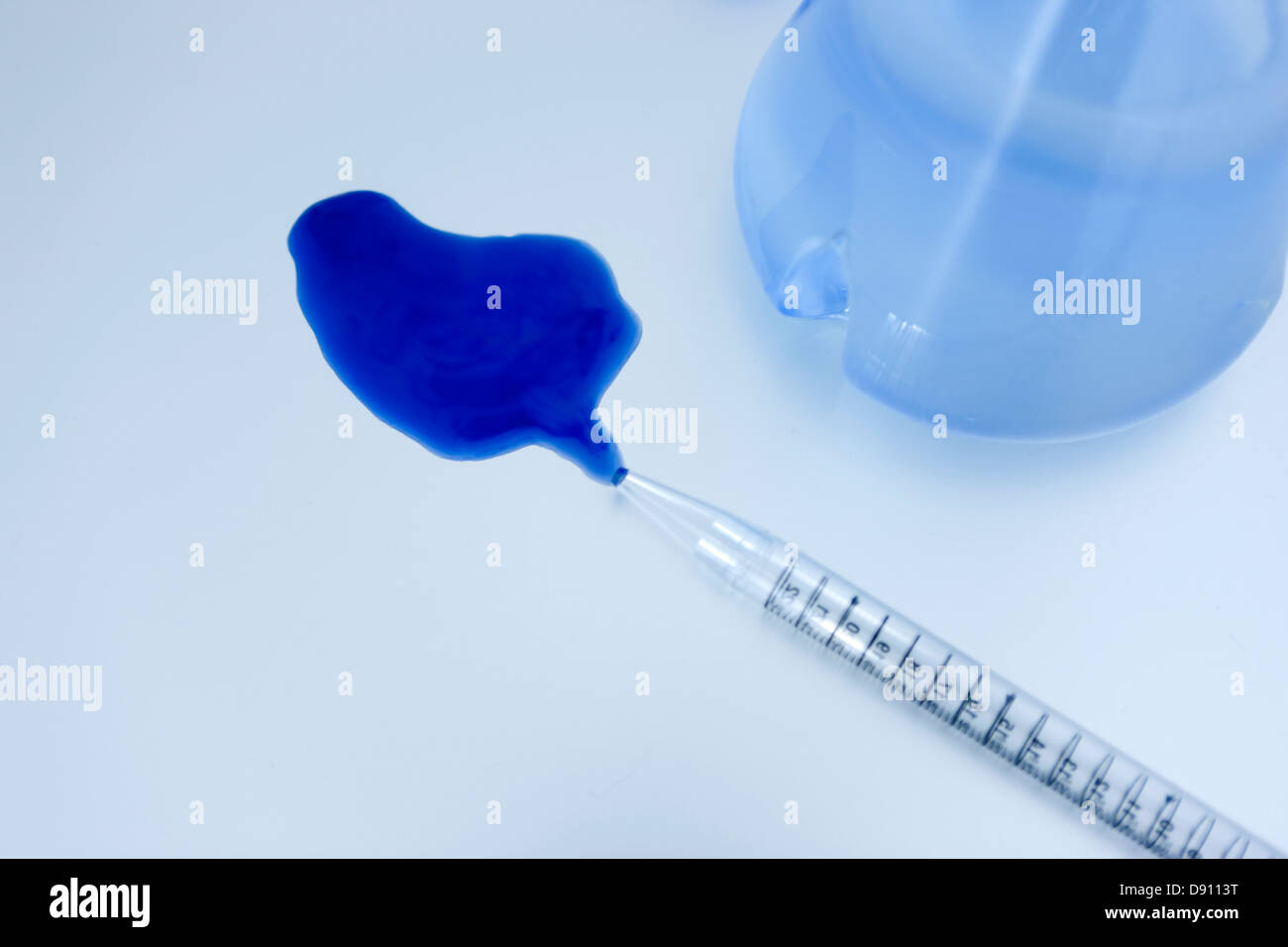 Spilled liquid hi-res stock photography and images - Alamy