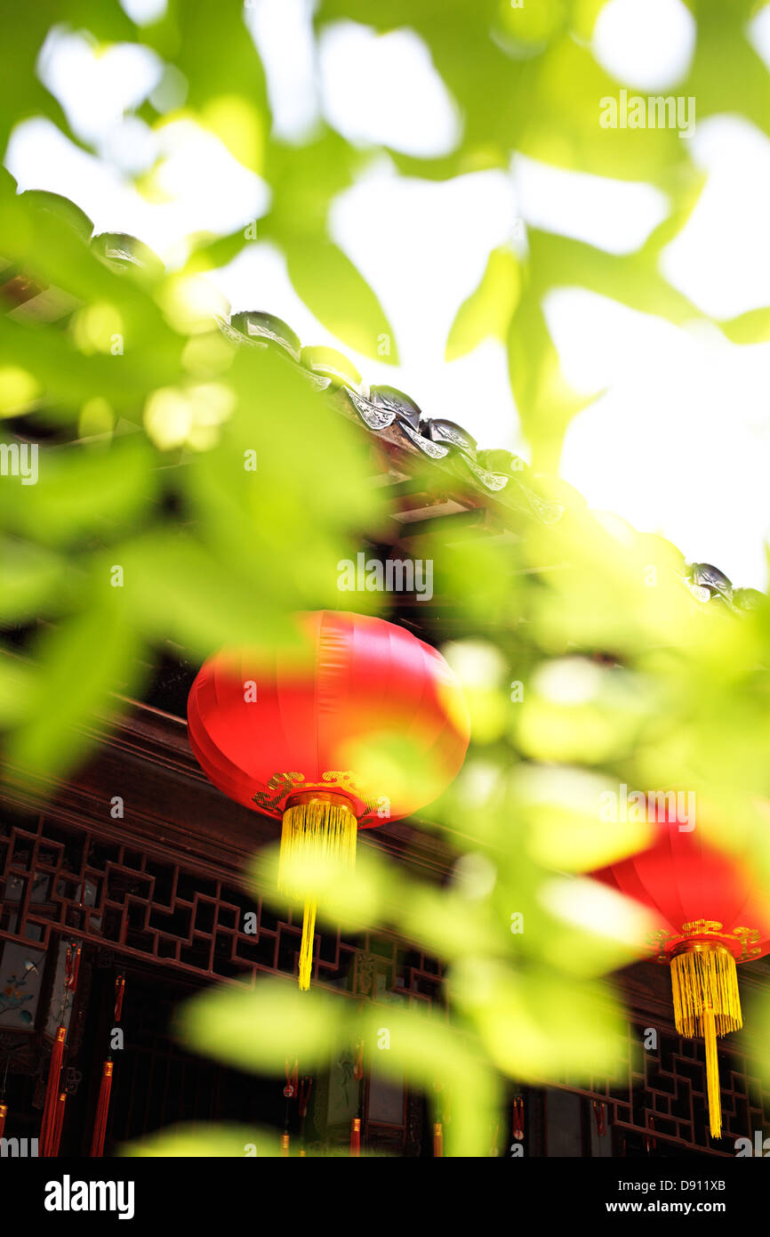 Chinese house lantern hi-res stock photography and images - Alamy