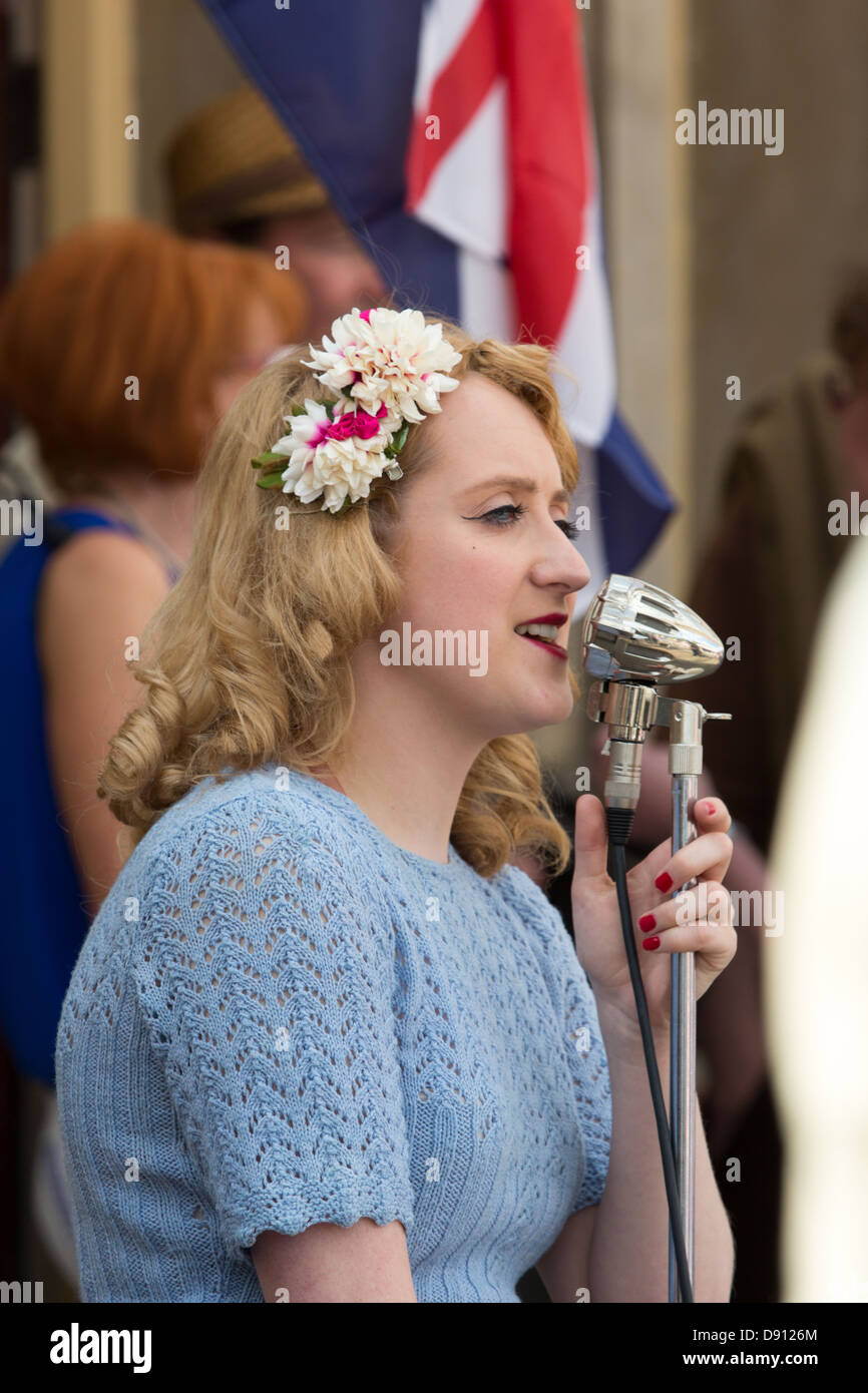 Ramsbottom station hi-res stock photography and images - Alamy