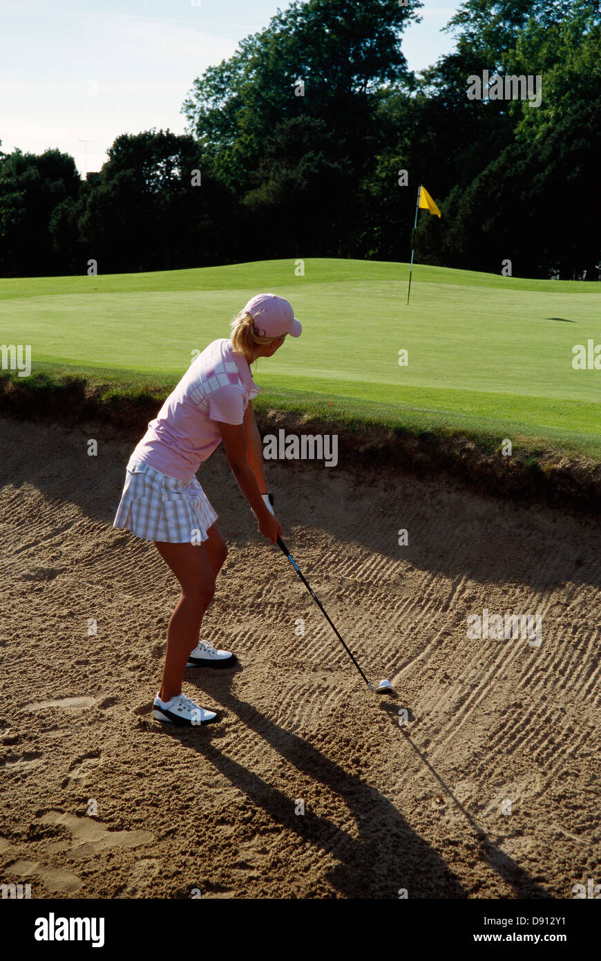 A woman playing golf, Sweden Stock Photo - Alamy