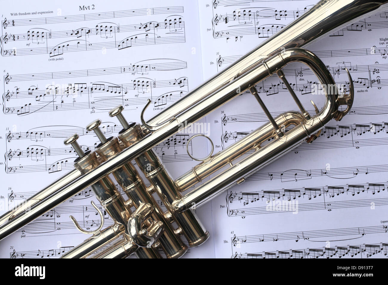 Trumpet and sheet music Stock Photo - Alamy
