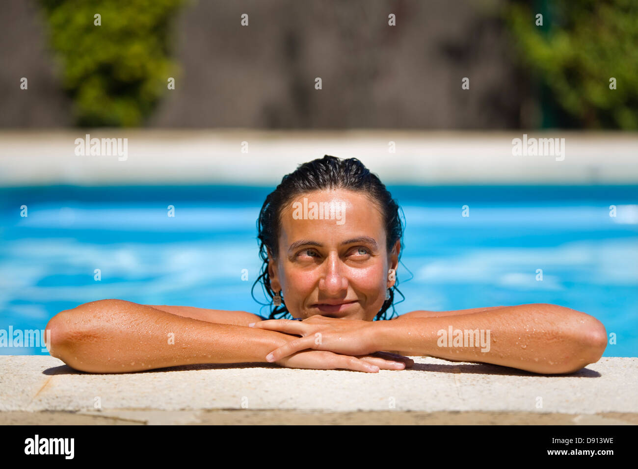 Woman pool sunbath hi-res stock photography and images - Alamy