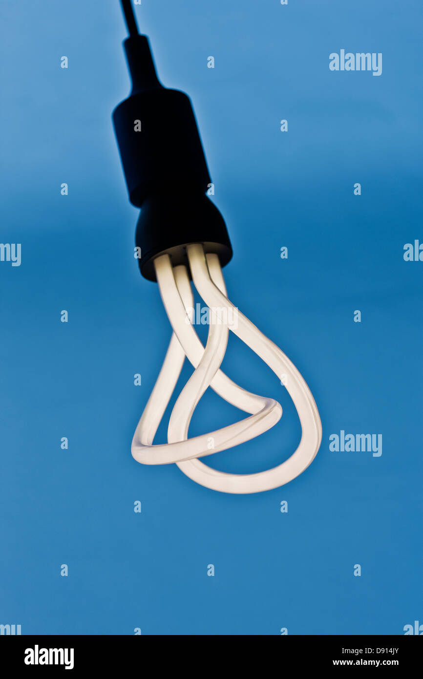 Light bulb on white background, studio shot Stock Photo - Alamy