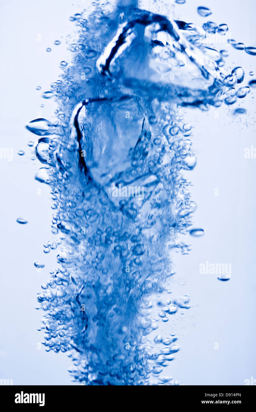 Carbon dioxide bubbles in water Stock Photo - Alamy