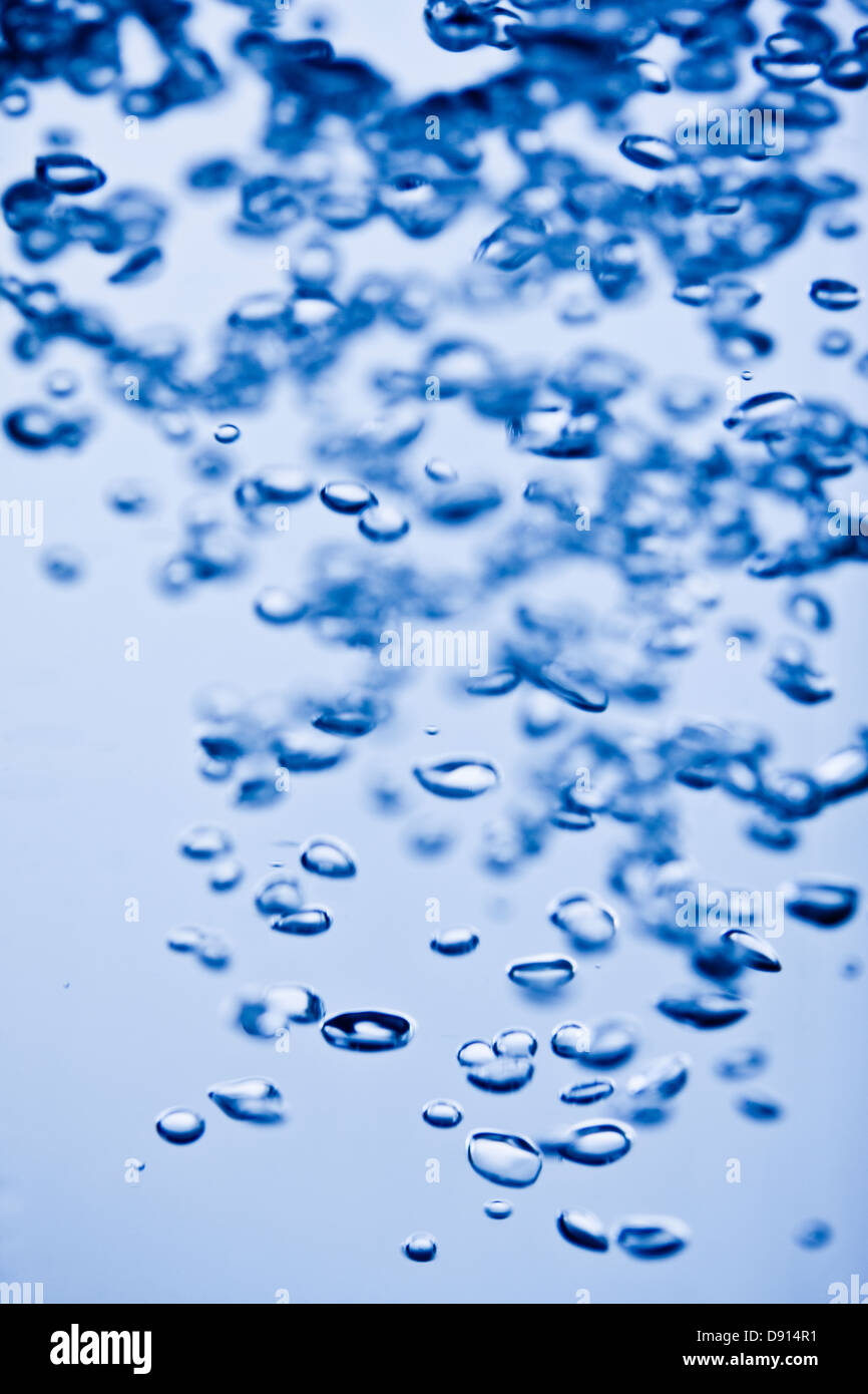 Carbon dioxide bubbles in water Stock Photo - Alamy