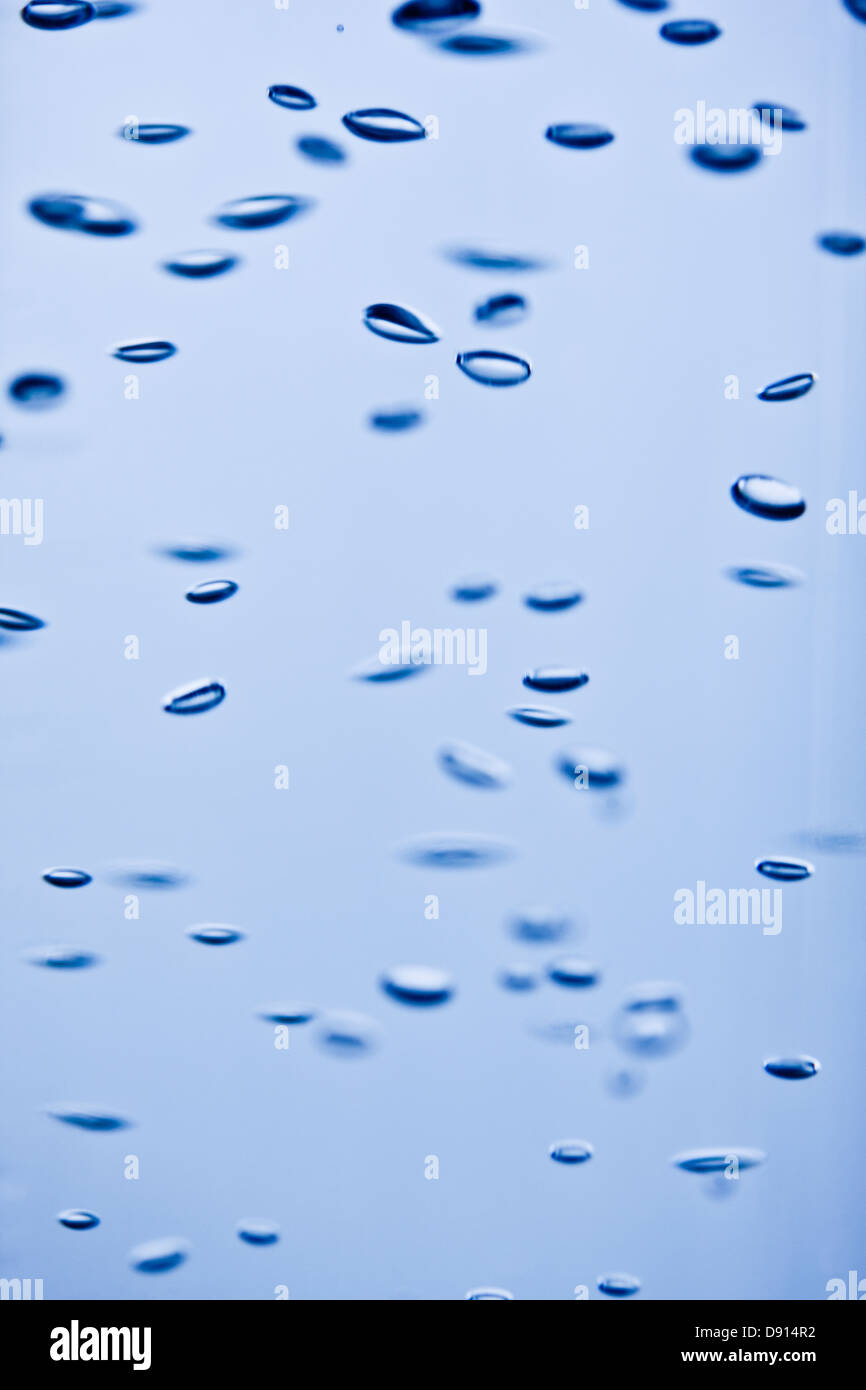 Carbon dioxide bubbles in water Stock Photo - Alamy